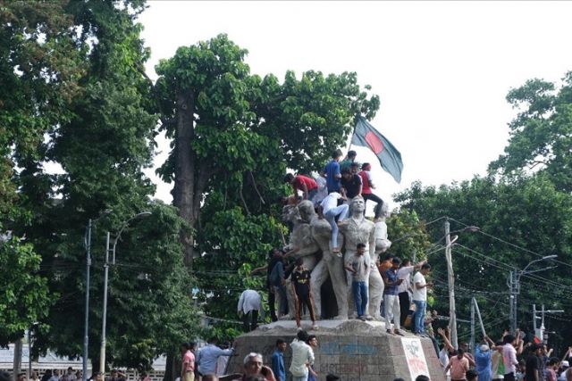 TIMELINE - Unprecedented student protests force Bangladeshi Premier ...