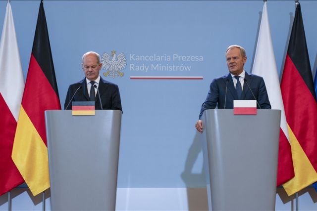 German chancellor, Polish premier discuss land border control decision ...