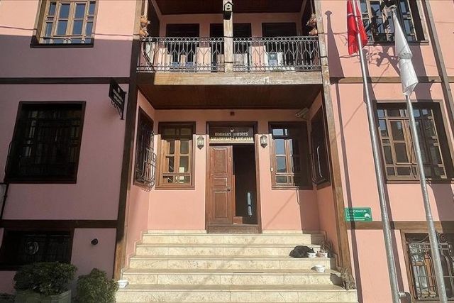 World’s 1st stork hospital taking care of stray animals in Bursa ...