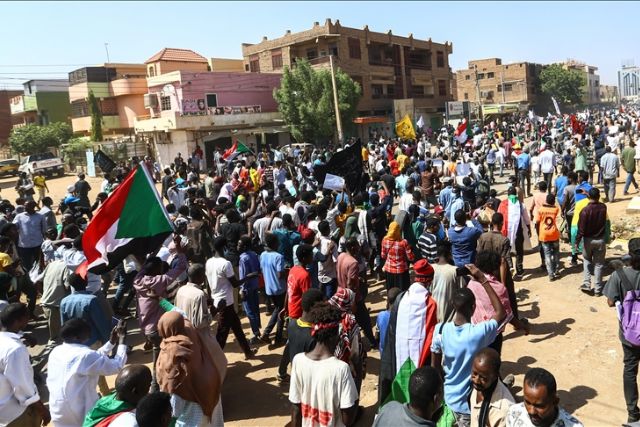 Thousands protest in Sudan to demand civilian rule - Timeturk Haber