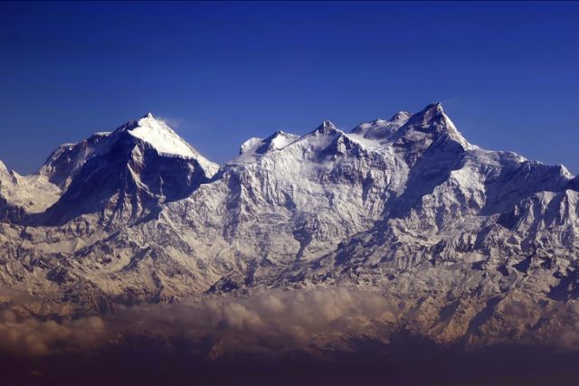 China discovers potential reserve of rare earth minerals in Himalayas ...