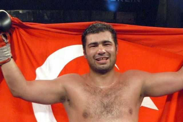 Great boxer of Republic of Türkiye: Sinan Samil Sam, 'Bull of the ...