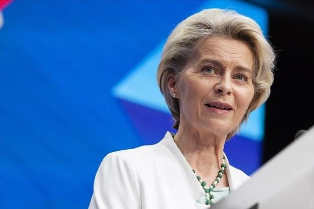 European Commission President Ursula von der Leyen announces bid for ...