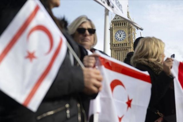 Turkish Cypriots protest 'isolation' of Northern Cyprus outside London ...